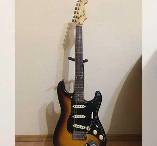 Электрогитара fender squier stratocaster