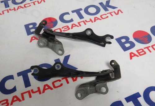 Петля капота mazda axela bkep, BK3P, BK5P