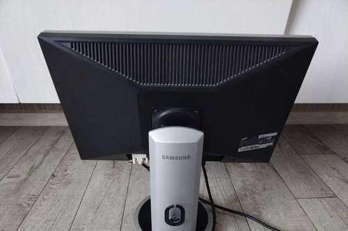 Монитор samsung SynsMaster 205 bw