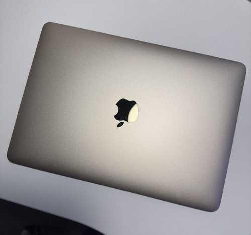 Macbook 12 early 2015
