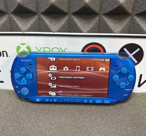 Sony psp 3006 прошитая   64 гб   95 игр