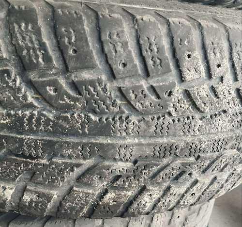 Kumho 722 215/60 R17