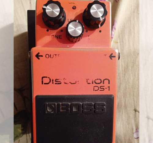 Гитарная педаль boss ds-1 distortion