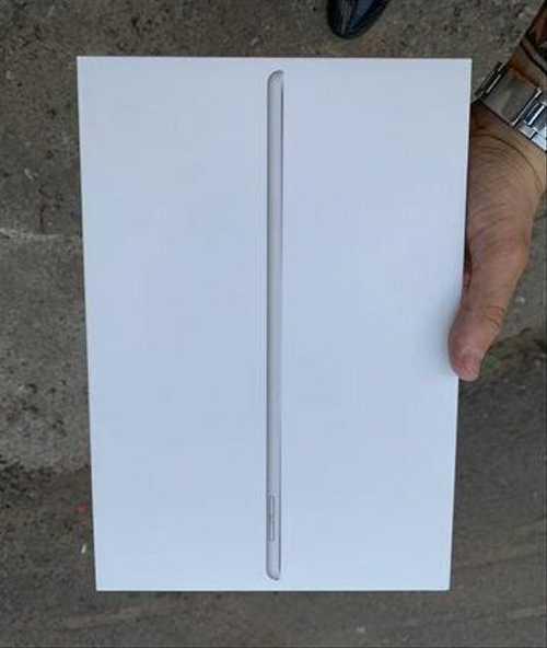 Коробка от iPad 7 32 gb