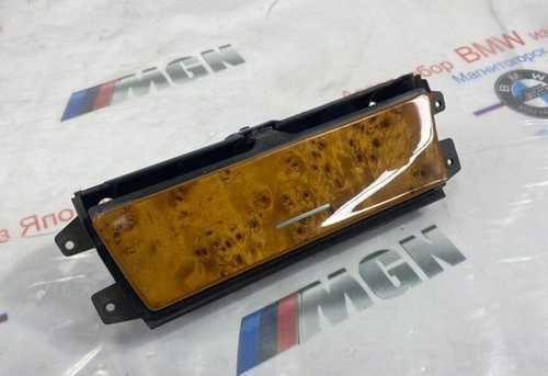 Пепельница передняя Bmw X5 E53 M54B30 2004