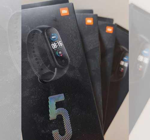 Браслет Xiaomi mi Band 5 аккумулятор держит 1 день