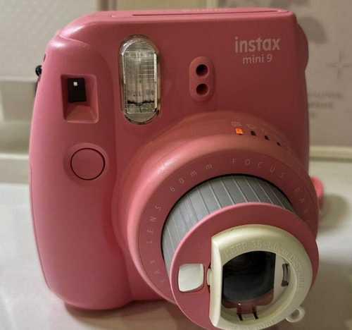 Фотоаппарат мгновенной печати instax mini 9