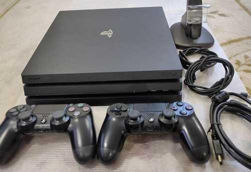 Sony PS4 Pro 7208, 2 джоя, зарядка