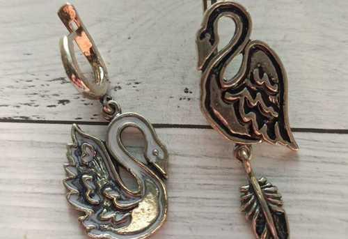Серебряные серьги с эмалью "Лебеди"