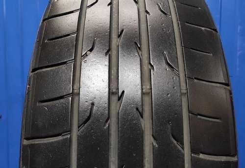 Dunlop Direzza DZ102 235/45 R17