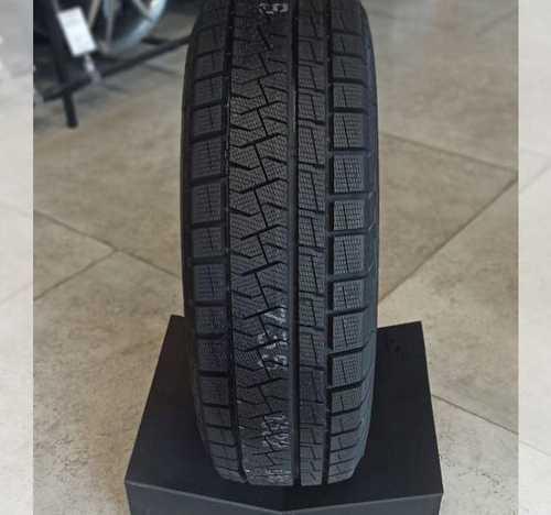 Formula Ice FR 215/55 R18