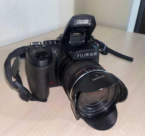 Fujifilm FinePix HS20EXR