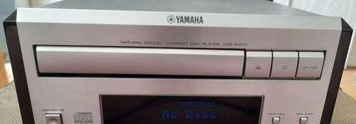 CD-дека Yamaha CDX-E400