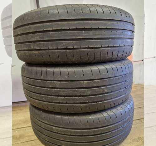 Goodyear Eagle F1 Asymmetric 3 SUV 235/60 R18 103W