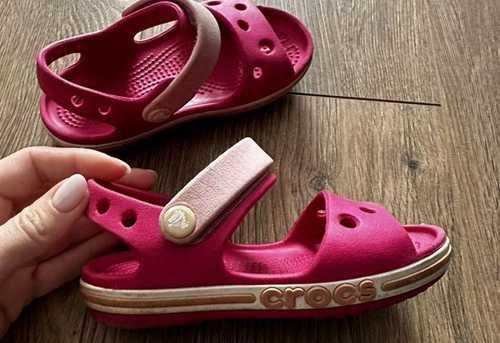 Сандалии crocs c8