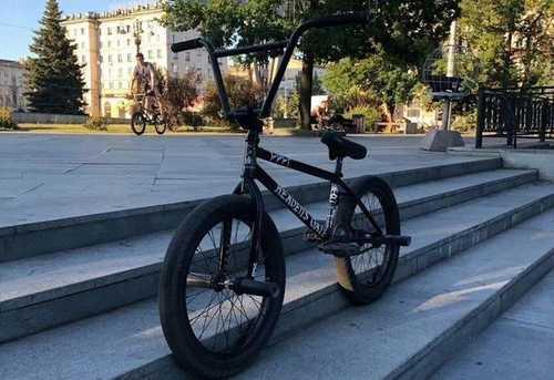 Стритовый BMX