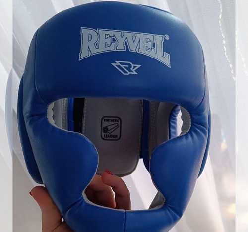 Боксерский шлем reyvel