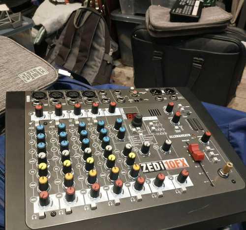 Микшерный пульт Allen heath zedi 10fx