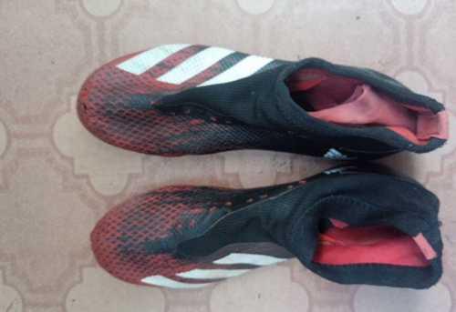 Бутсы adidas predator