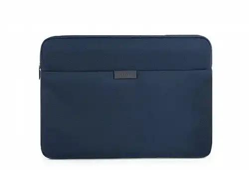 Защитный чехол Uniq Bergen Nylon для MacBook Pro