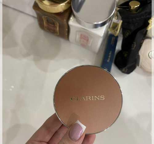 Clarins бронзер