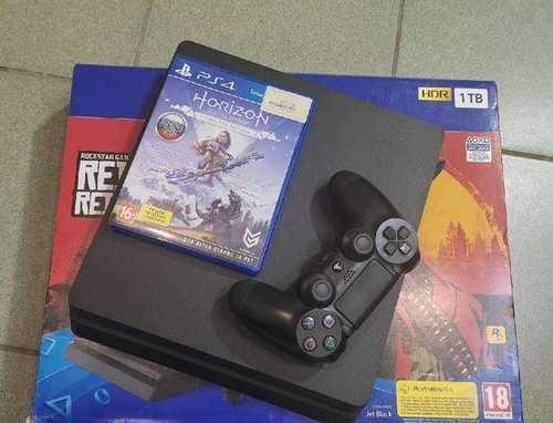Игровая приставка Sony PlayStation 4 Slim 1Tb+диск