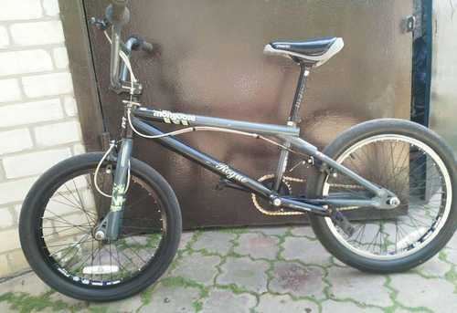 BMX Mongoose Roque