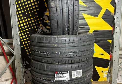 Yokohama Advan Sport V107 245/40 R19 98Y