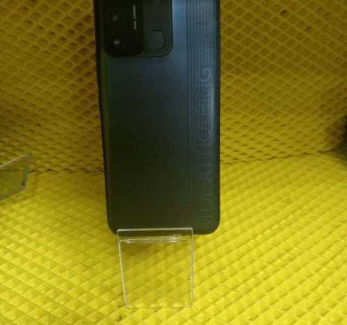 TECNO Spark 8C, 4/64 ГБ