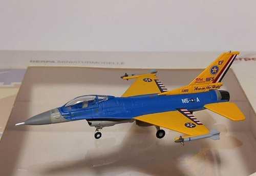 Модель самолета F-16 U.S. Air Force, 1:200