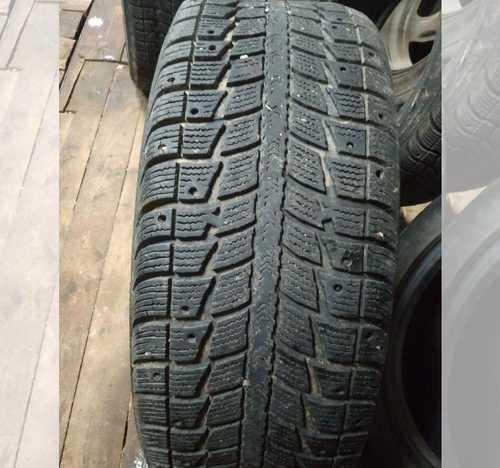 Ceat 4 SeasonDrive 5.50/7 R16 26H