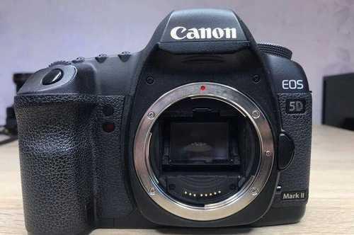 Зеркальный фотоаппарат Canon EOS 5D Mark iii