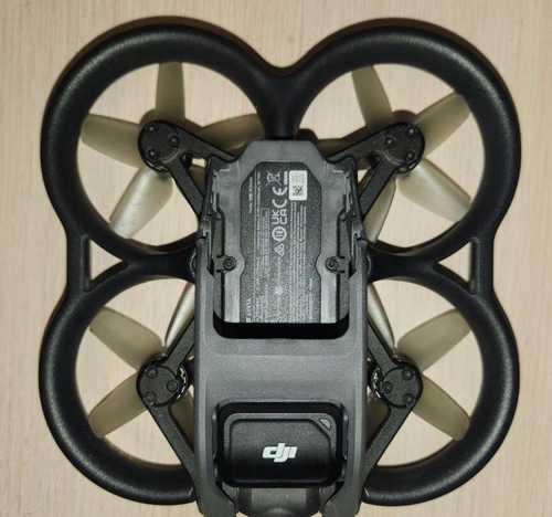 Квадрокоптер DJI Avata