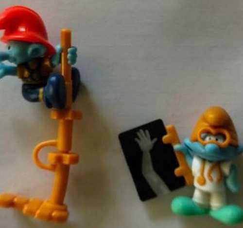 Игрушки из Kinder The Smurfs