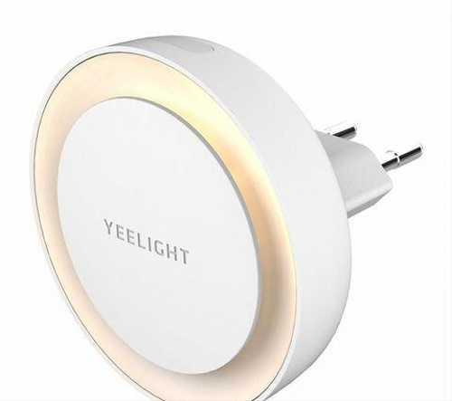 Ночник в розетку Xiaomi Yeelight Plug-in Light