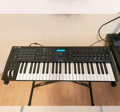 Midi клавиатура arturia keylab 49 mk2