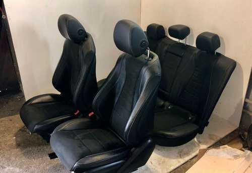 Комплект сидений (салон) Mercedes-Benz E-Класс