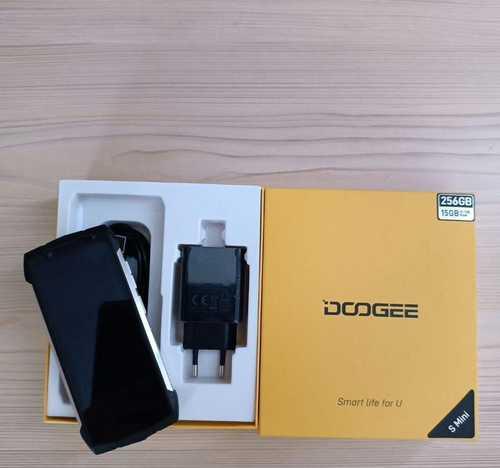 DOOGEE Smini, 8/256 ГБ