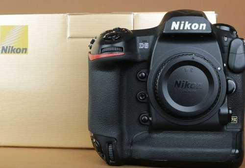 Nikon D5 (id-03810)