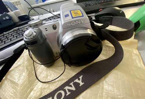 Компактный фотоаппарат sony