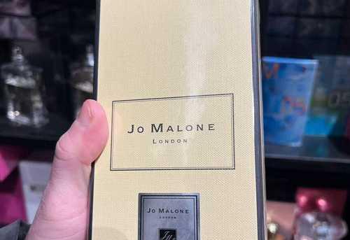 Jo Malone dark amber ginger lily