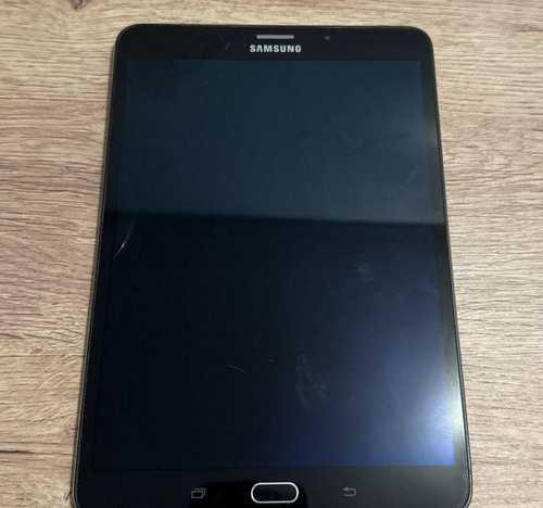 Samsung galaxy tab S2 SM-T715Y