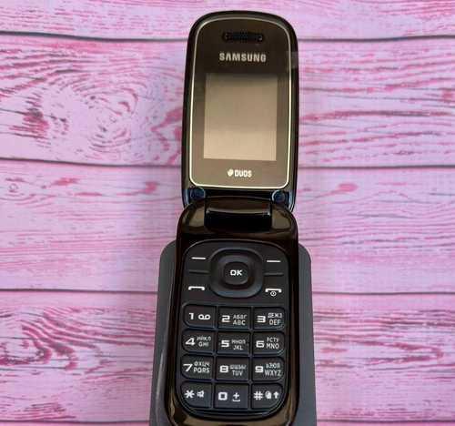 Samsung E1272