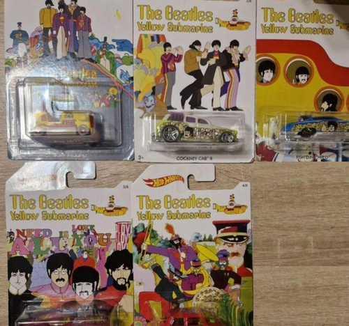 Hot wheels The Beatles Yellow Submarine set