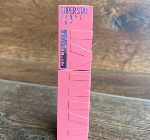 Maybelline vinyl 100