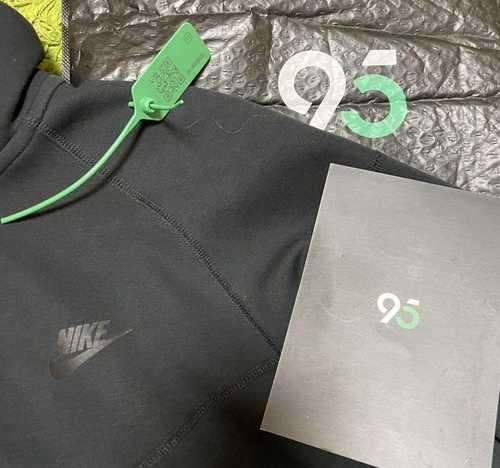 Nike tech fleece fw23