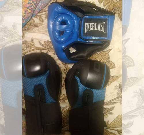 Боксерские перчатки everlast