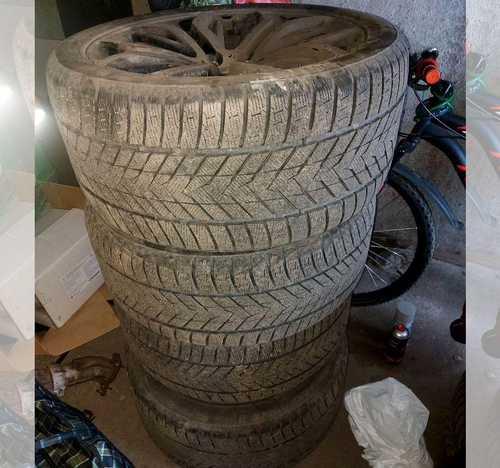 Grenlander IceHawke II 275/40 R20 и 315/35 R20