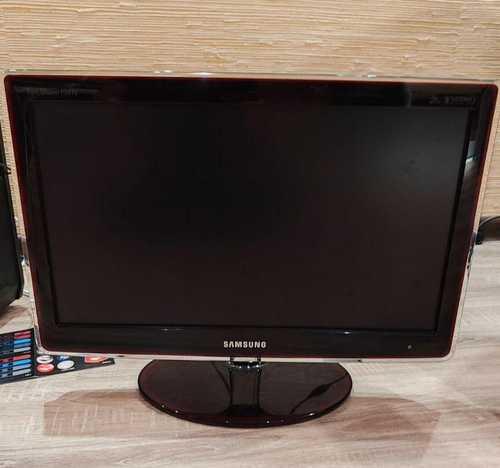 Монитор Samsung SyncMaster P2070