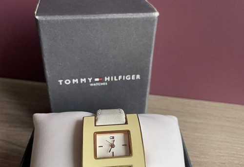 Часы женские Tommy Hilfiger